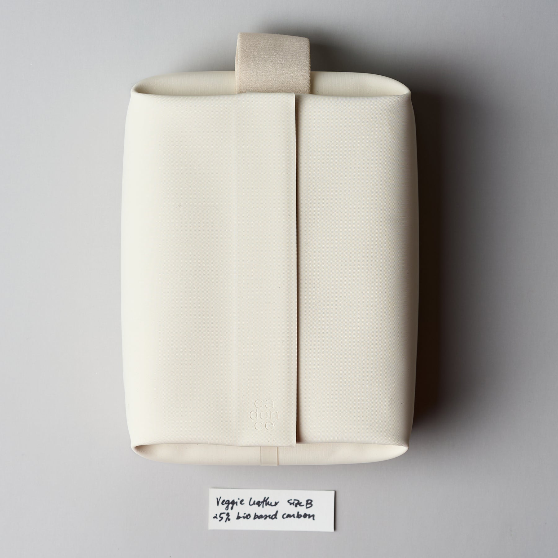 Medium Parcel Prototype, White Veggie Leather | Cadence